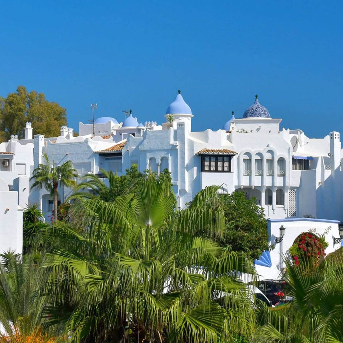 Sitio de Calahonda, Mijas Costa. Un microcosmos clásico costero